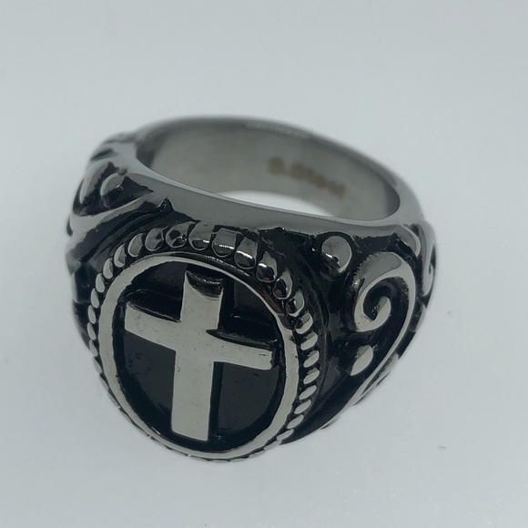 Nemesis Jewelry NYC | Accessories | Vintage Mens Gothic Cross Ring ...